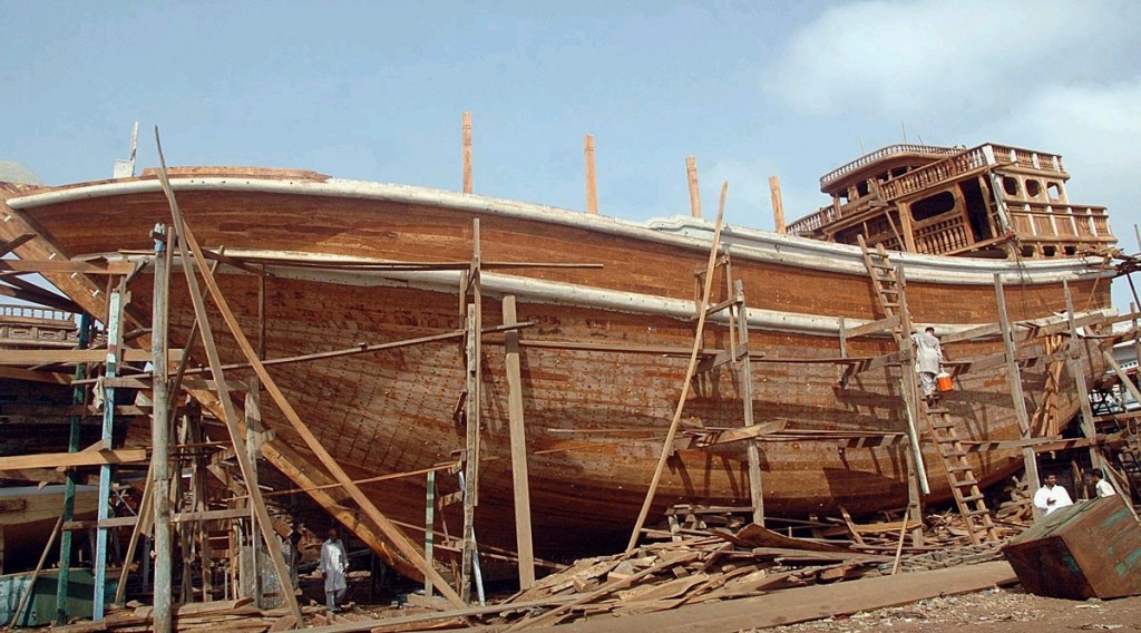 Boat Builders of Karachi – Pakistan Travel & Culture