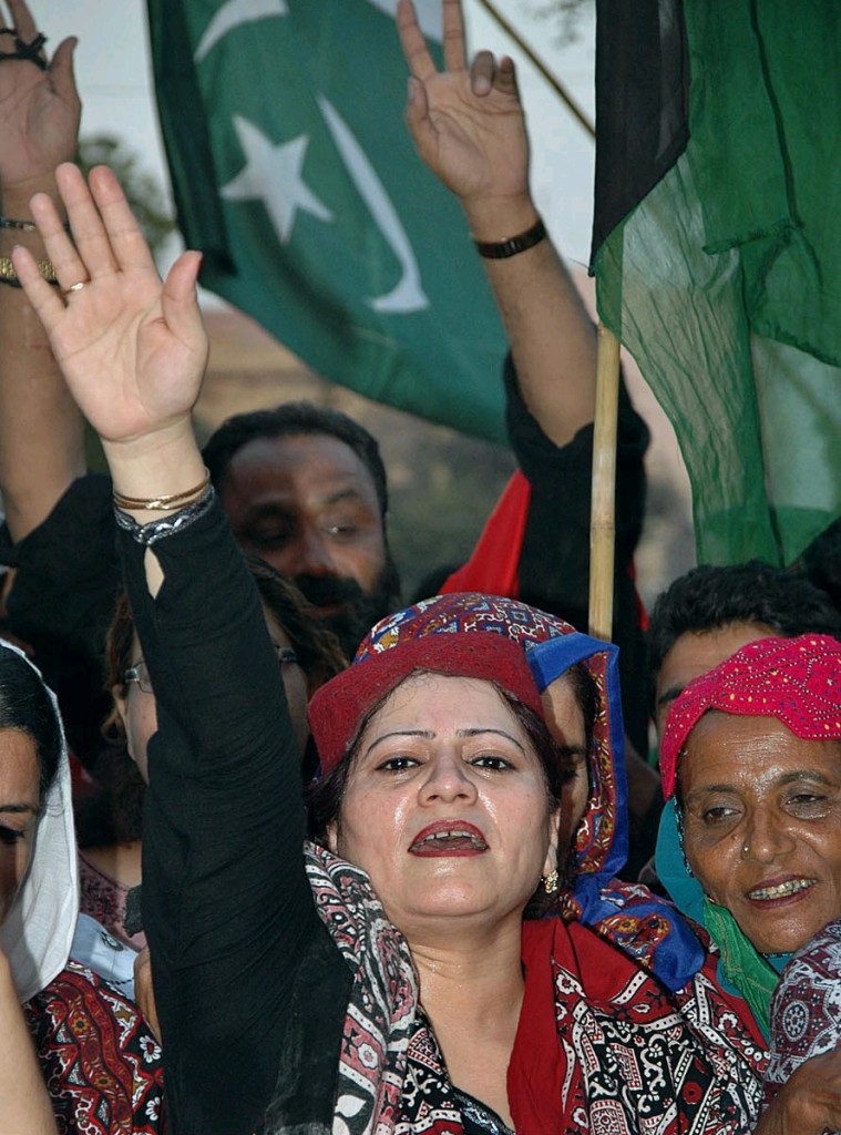 Pakistan Khappey Rally in Karachi in Sindhi Cap & Ajrak – Pakistan ...